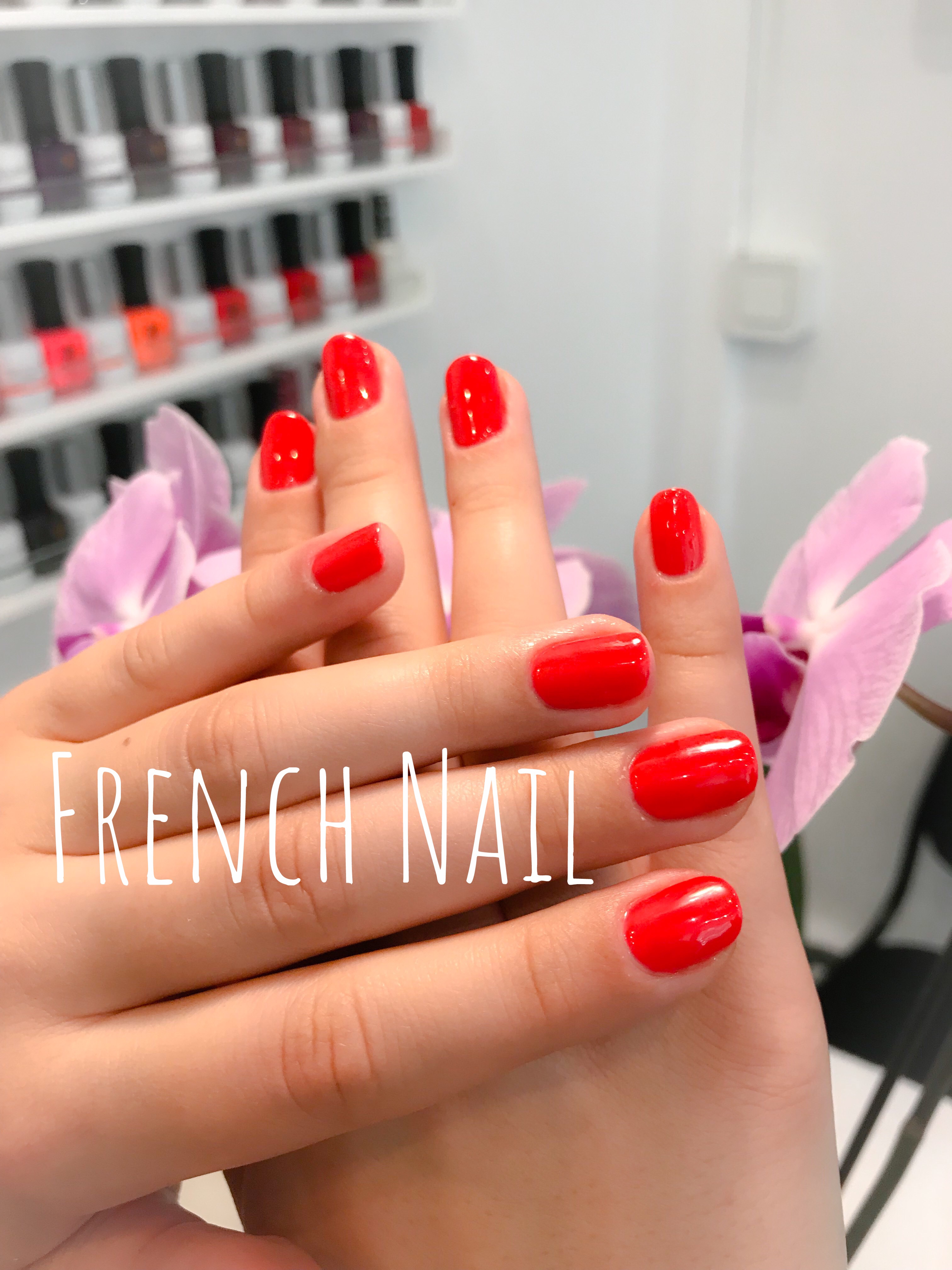 Beauté des mains avec vernis permanent - Institut French Nail à Paris 15