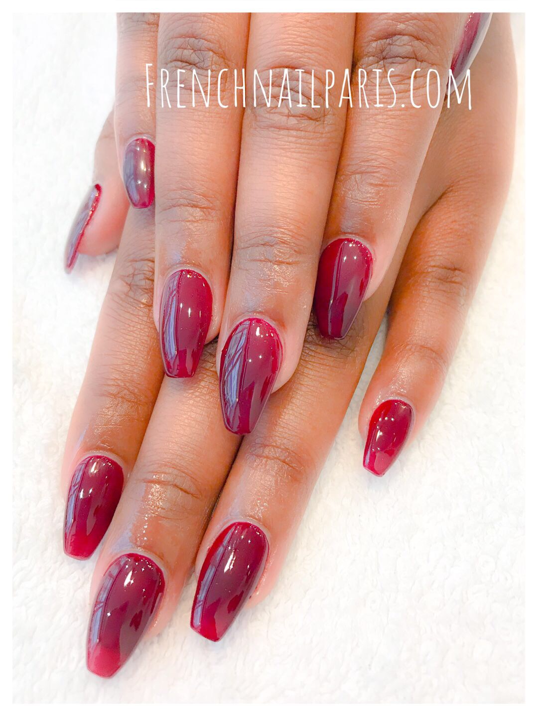 Remplissage résine mains vernis permanent | French Nail à Paris 15